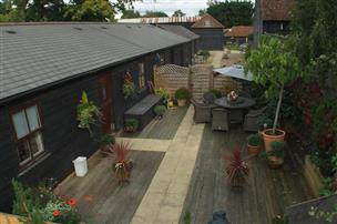 20.22 acres, Maidenhead, Berkshire, SL6 2HY - UKLandandFarms.co.uk