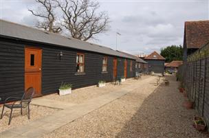 20.22 acres, Maidenhead, Berkshire, SL6 2HY - UKLandandFarms.co.uk