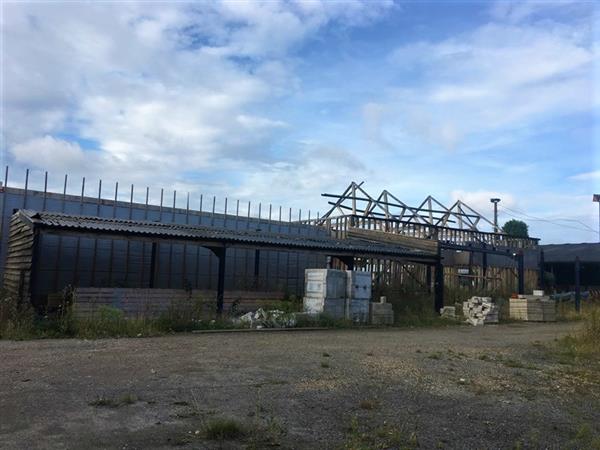 3 acres, BUILDINGS AT CONINGSBY FARM, CONINGSBY LANE, FIFIELD ...