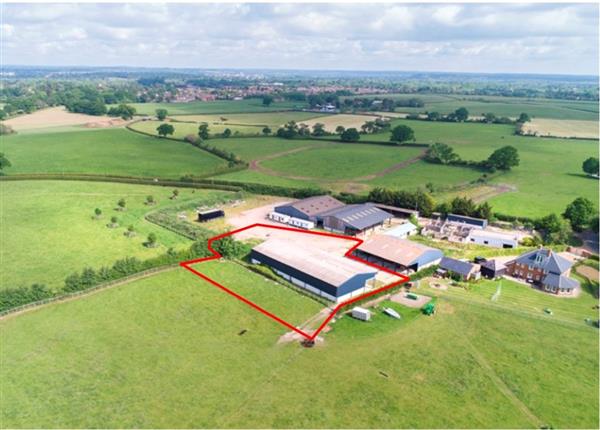 3 acres, BUILDINGS AT CONINGSBY FARM, CONINGSBY LANE, FIFIELD ...