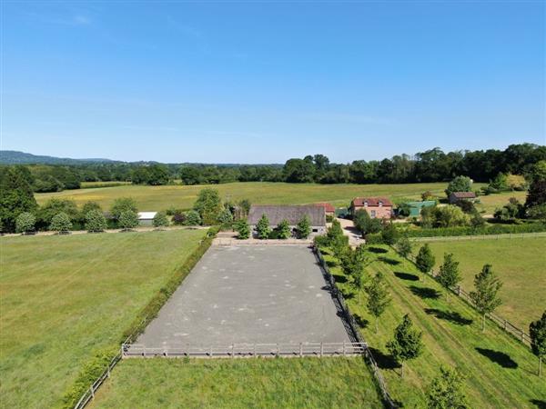 82 acres, Rydinghurst Farm, Surrey - UKLandandFarms.co.uk