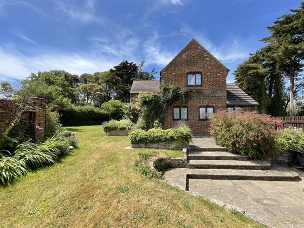 12 acres, Chilling Barn, Hampshire - UKLandandFarms.co.uk