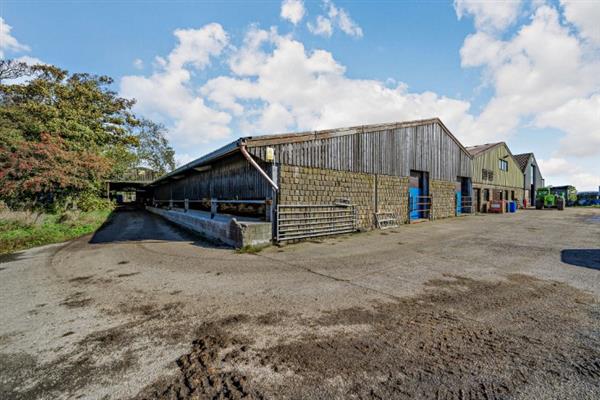 697 acres, Sand Villa Farm, Cockerham, LA2 0EW, Lancashire - UKLAF