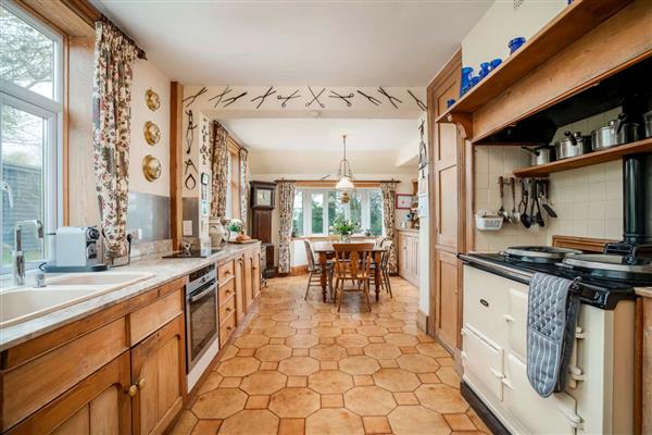 12 acres, Woodrow, Amersham, Buckinghamshire, HP7 0QG - UKLAF