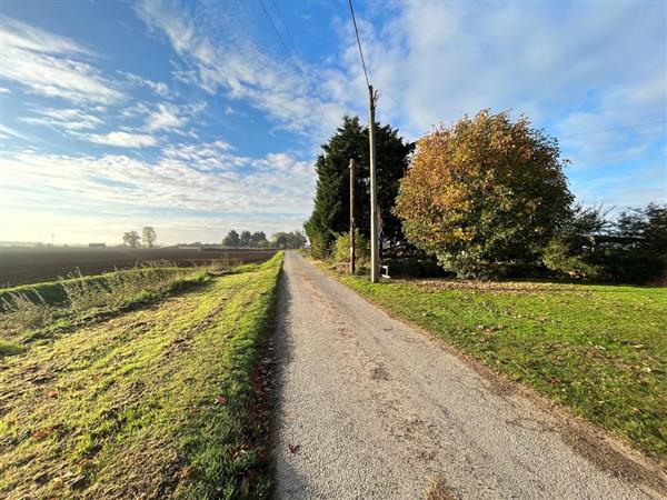 16.46 acres, Browns Drove, Swineshead Bridge, Lincolnshire - UKLAF