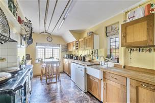4.9 acres, Codford, Wiltshire - UKLandandFarms.co.uk