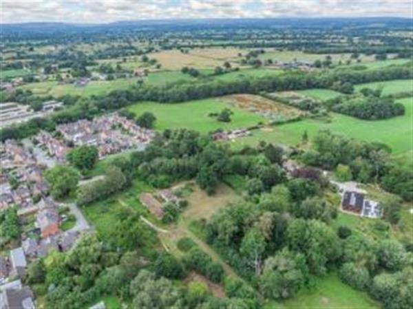 7.87 acres, Penley, Wrexham, North Wales - UKLandandFarms.co.uk