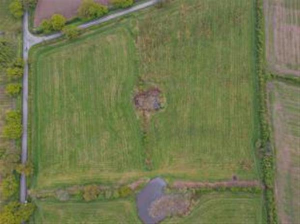 11.53 acres, Upton, Chester, Cheshire - UKLandandFarms.co.uk